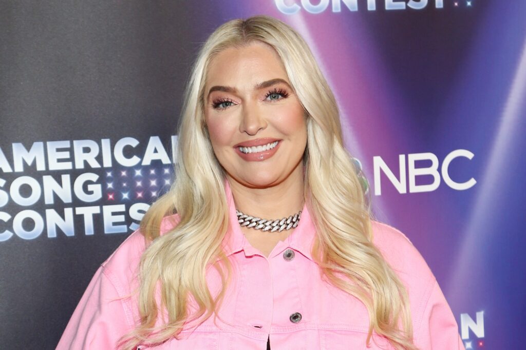 Erika Jayne Caught Swapping Out $750K Earrings For Cheaper Pair To Con ...