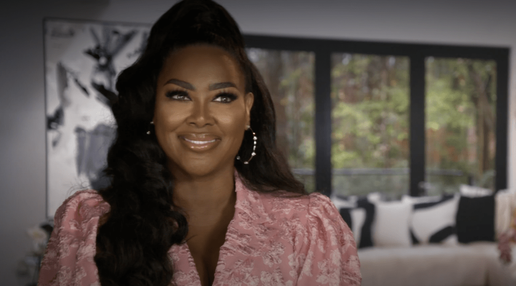 'RHOA' RECAP: Kenya Moore Calls The Cops On Marlo For Banging On Her Door