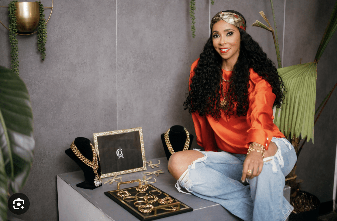 Kenya Moore DRAGS 'RHOA' Newbie Courtney Rhodes, Claims She's Homeless ...