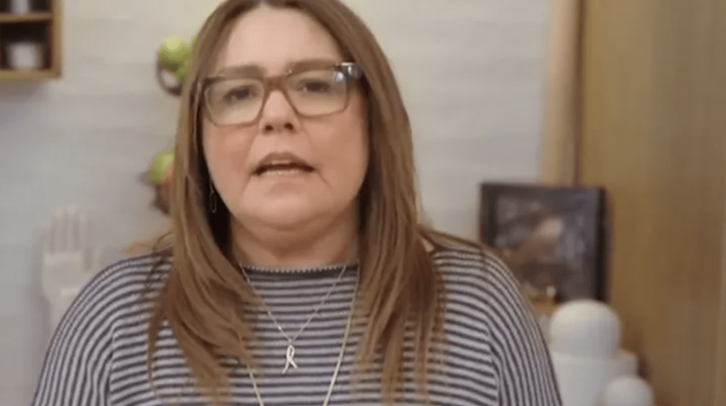 Rachael Ray Sparks Concern After Appearing Drunk While Filming!